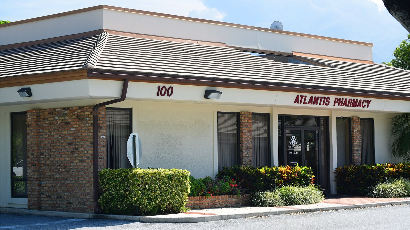 About us - Atlantis Pharmacy